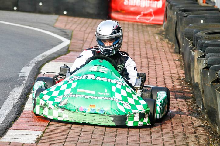 R1 Pace Car – Ben Green’s Ginetta GT4 Supercup Car | RHPK